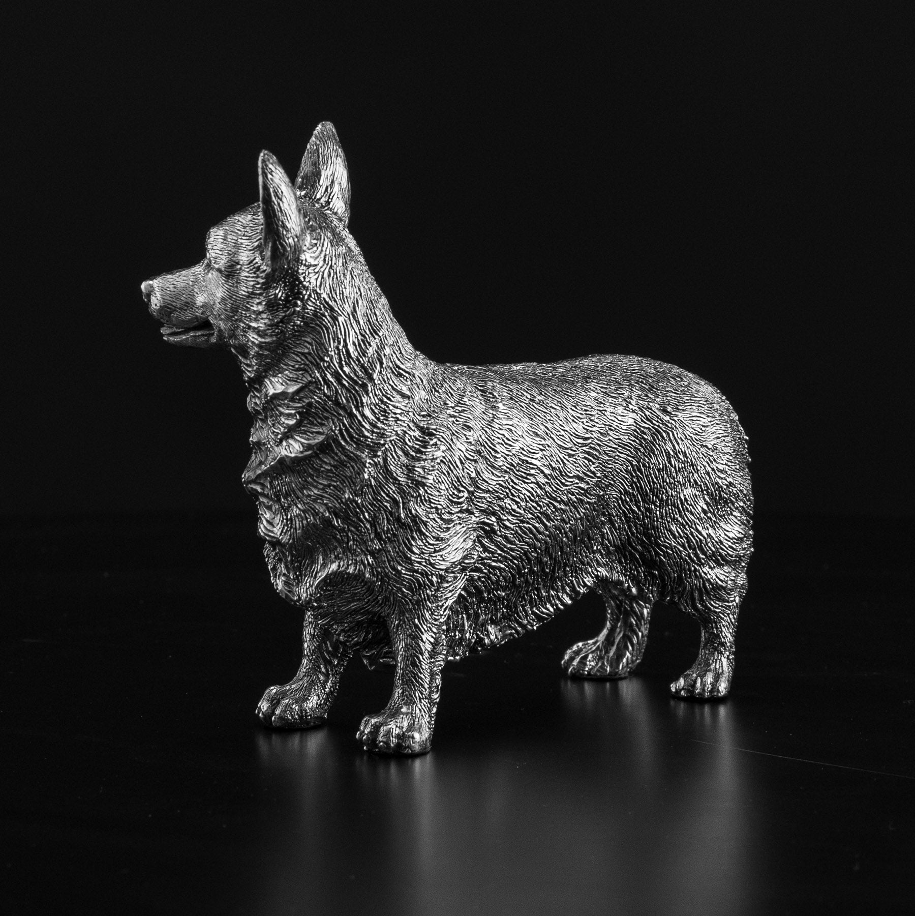 Silver Queen's Corgi. Hallmarked with Platinum Jubilee Hallmark ...